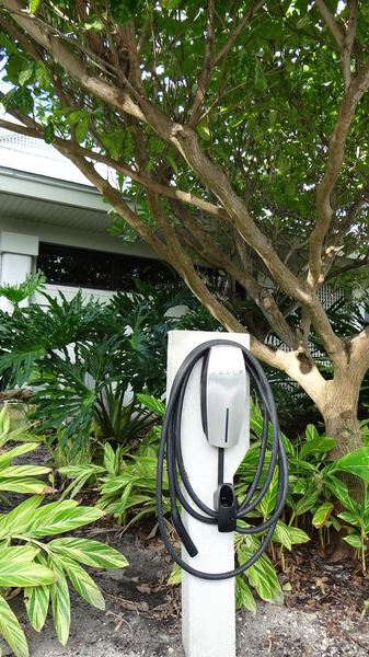 Charging stations offered to Captiva resort guests - SANIBEL-CAPTIVA ...